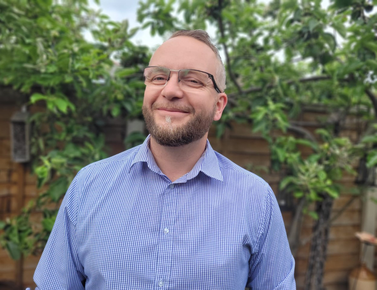 Richard Cowie: Let’s beat the summer reading slump together - SHINE